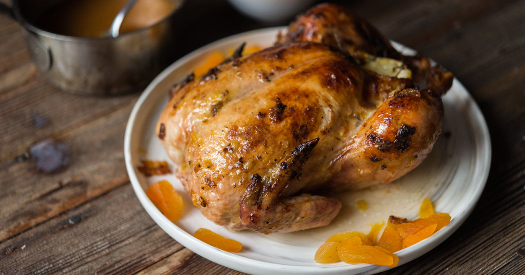 Damiano David of Måneskin shows off cheeky VMAs 2022 performance look ...