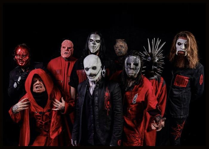 Abbey Clancy puts on a leggy display at dinner date with Peter Crouch ...