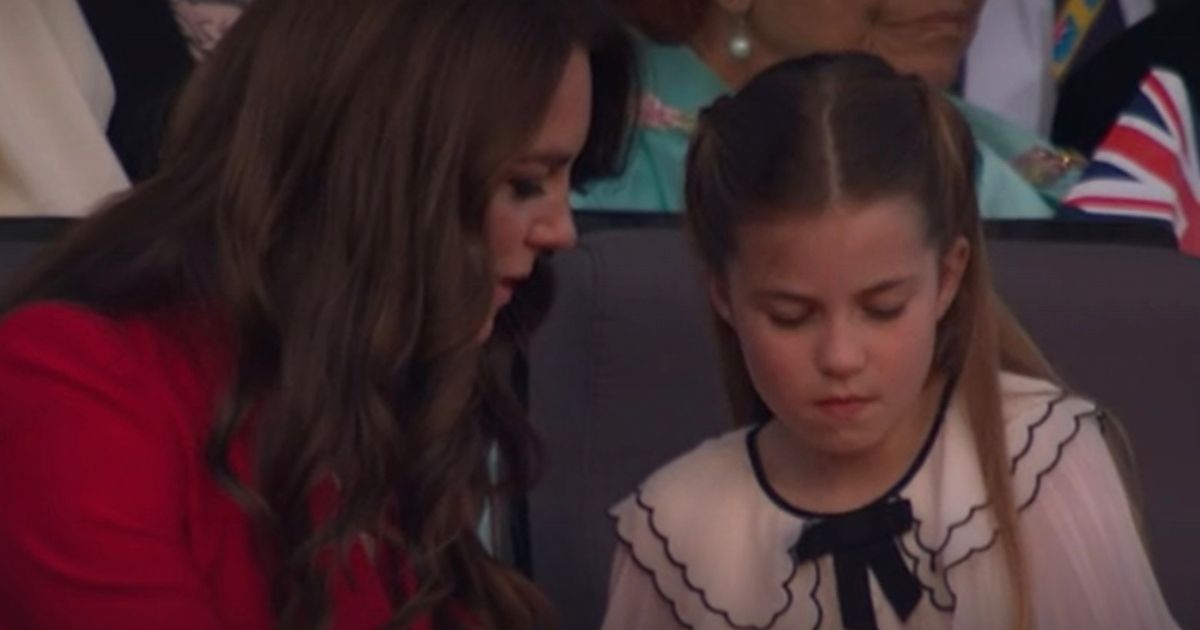 Motsi Mabuse debuts incredible braided curtain fringe updo at Coronation concert - Hot Lifestyle ...