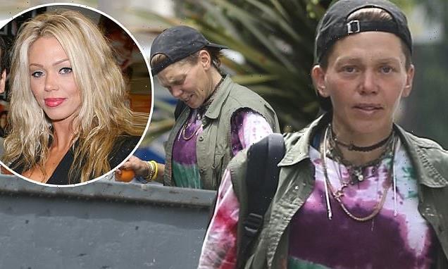 Homeless ex-model Loni Willison dumpster dives for food in LA - Hot ...